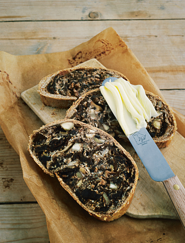 Kletzenbrot backen | Rezept | Bayerisches Früchtebrot